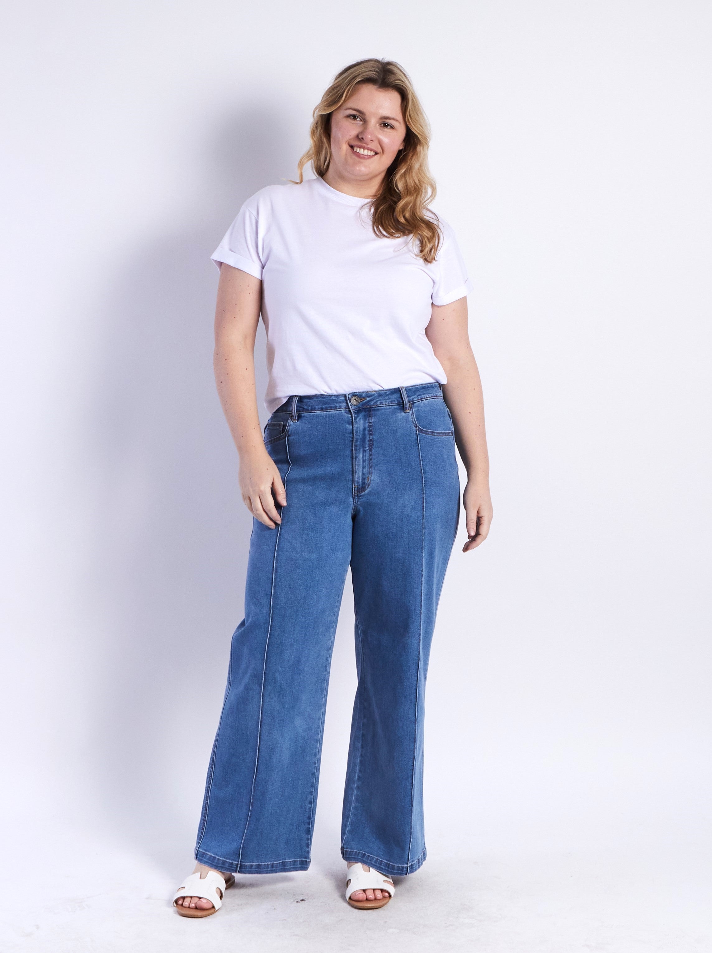 Monaco Jeans | Zoe Moss